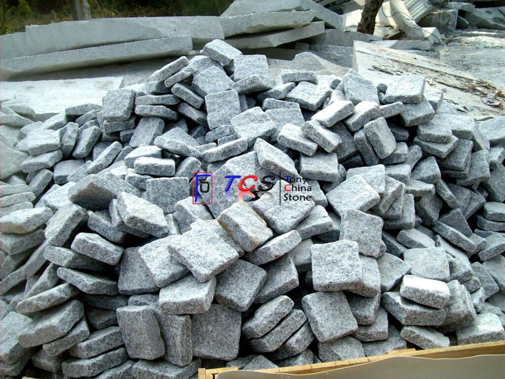 Silver Granite Cobble 150x150x40mm - Ardcroney